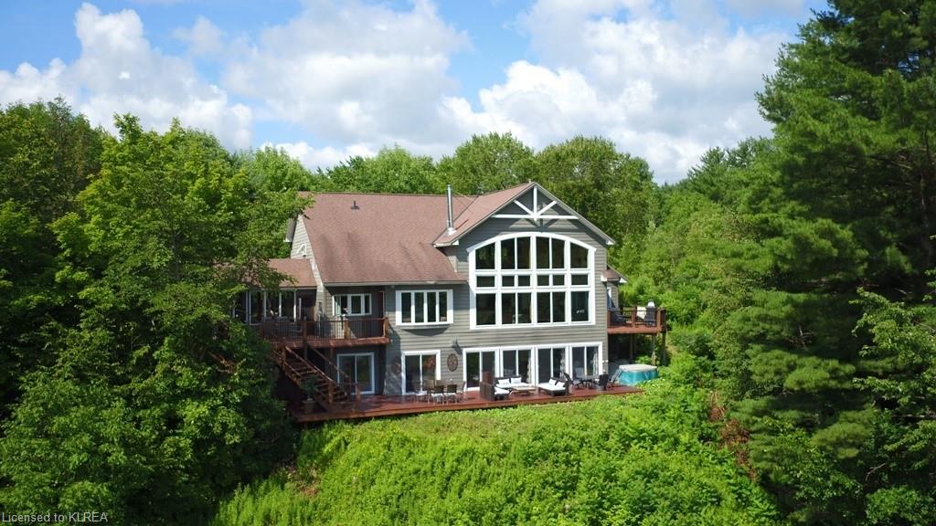 7348 Highway 35, Coboconk