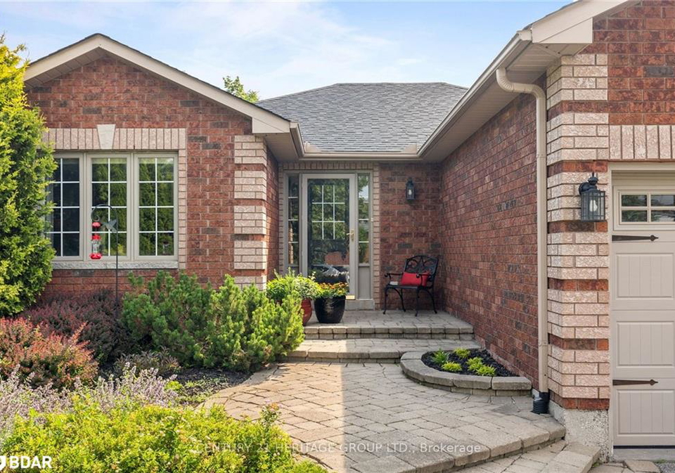 53 Golden Eagle Way, Barrie
