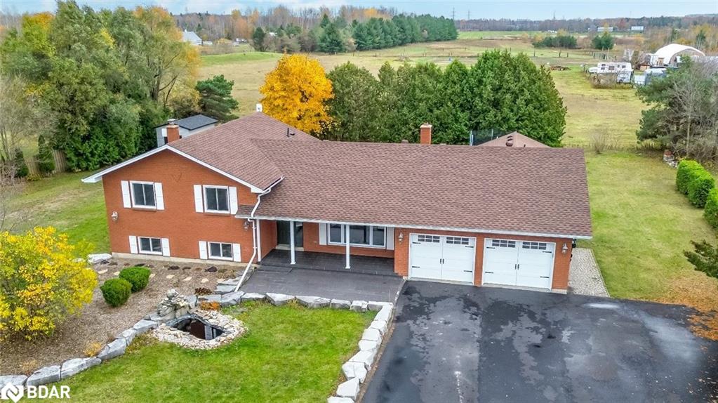 6449 20th Sideroad, Essa