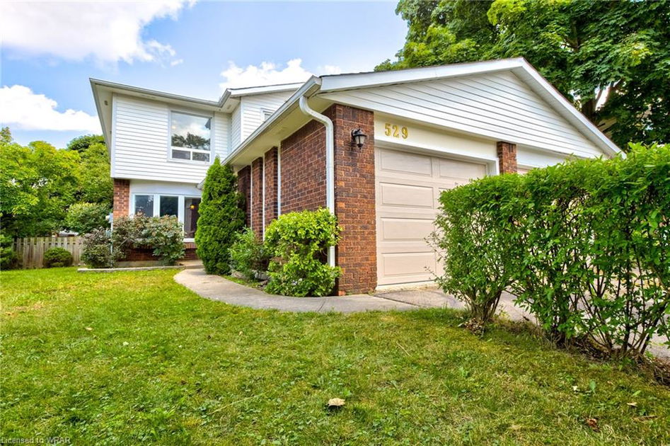 529 Shingle Bridge Place, Cambridge